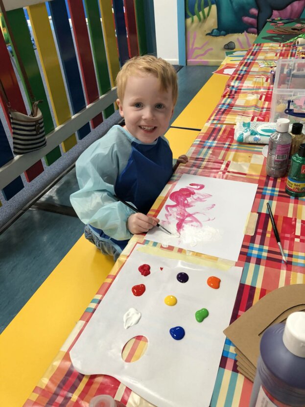 A Day In The Life of Creative Minds Artist: Laura Novak - Creative Minds